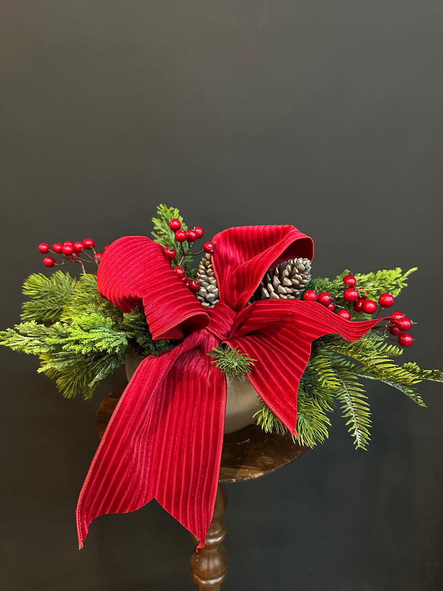 Classic Holiday Red Bow Arrangement – BLEVIOR